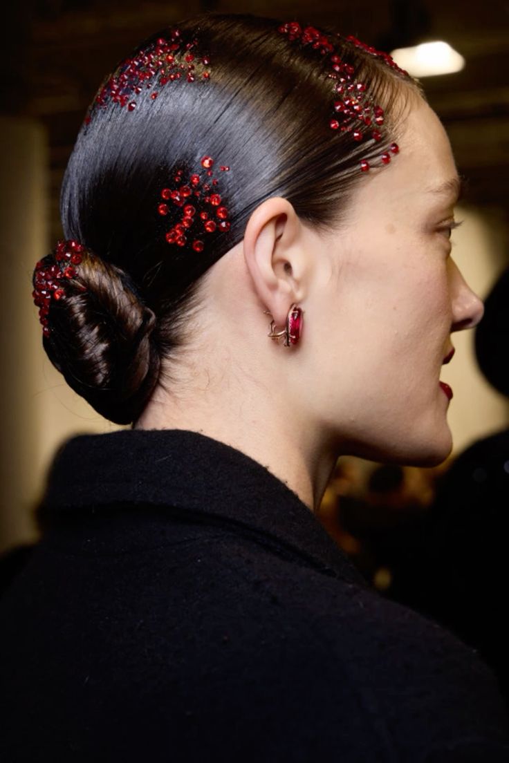 Beauty Models and Hair Models: Why the Right Talent Matters in Cosmetic ...